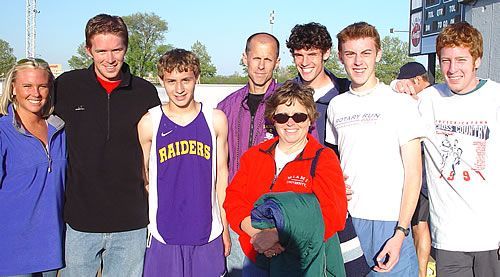 Rockford MI girls: (From Left) Michele Harrold, Laura Nelson and Nikki ...